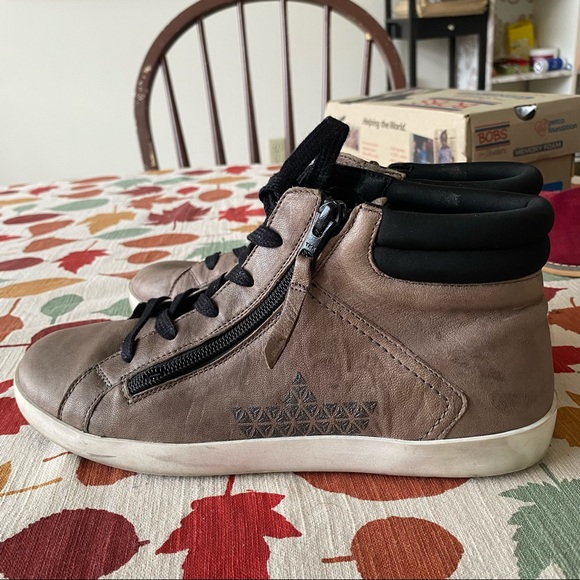 Cloud 9 | Shoes | Cloud Nine Leather High Top Sneakers | Poshmark